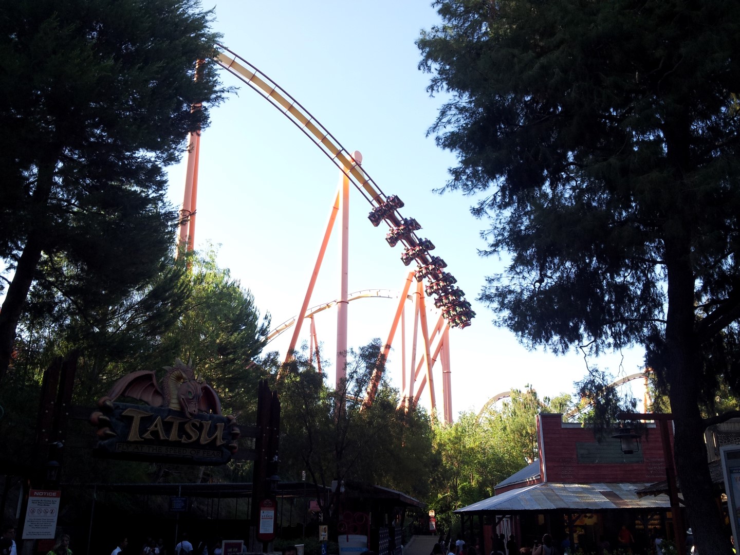 Six Flags Magic Mountain Update - July 4th Fest 2015
