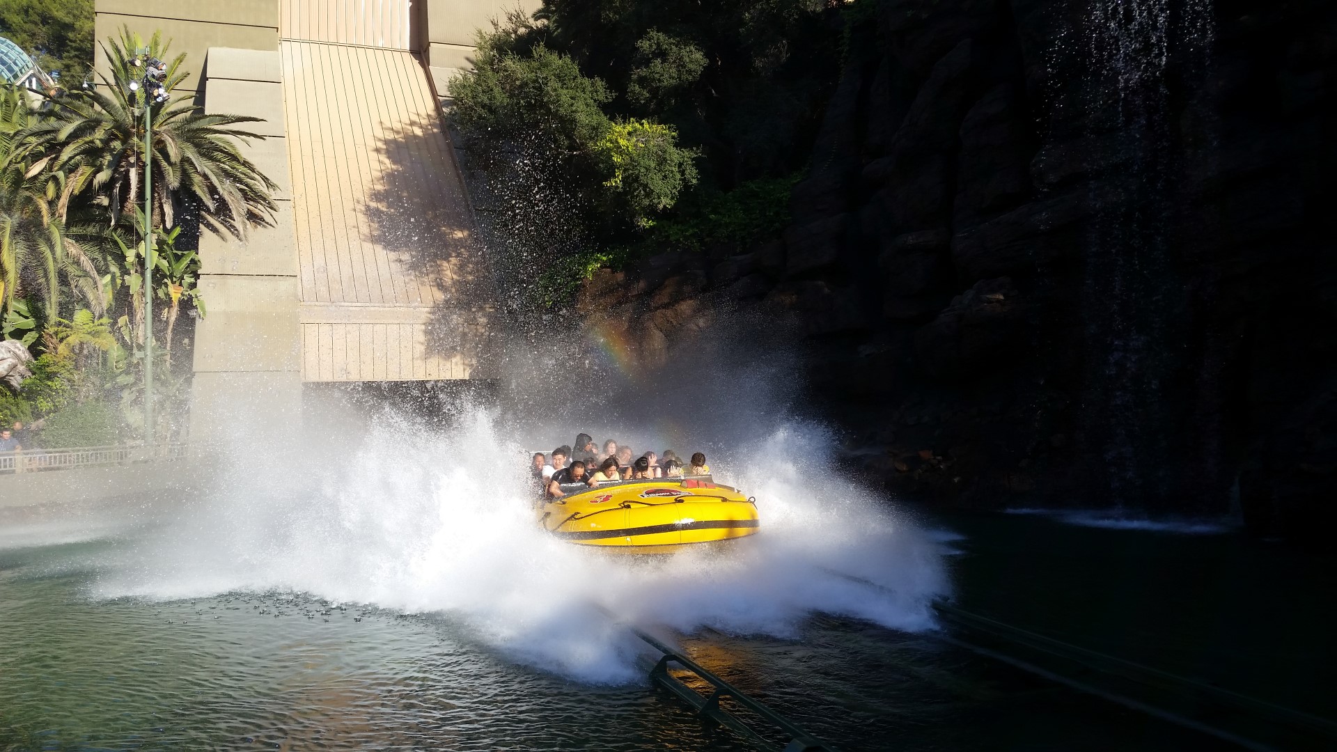 The 5 Best Water Ride Drops in California - Coaster Kings