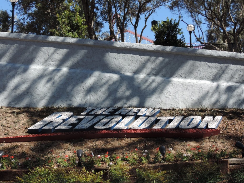 Experience The New Revolution at Six Flags Magic Mountain! - Coaster Kings