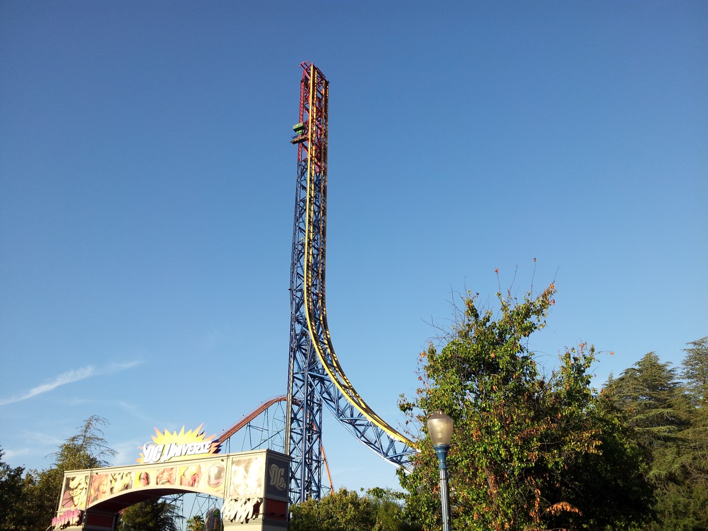 The 5 Best Coaster Color Schemes in California - Coaster Kings