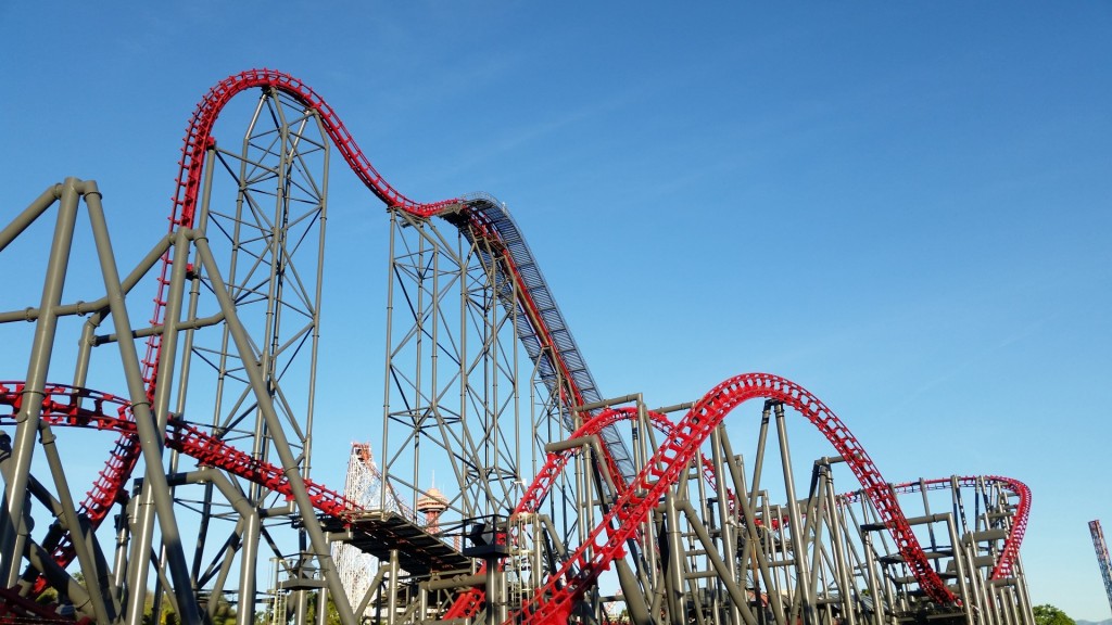 The 5 Best Coaster Color Schemes in California - Coaster Kings