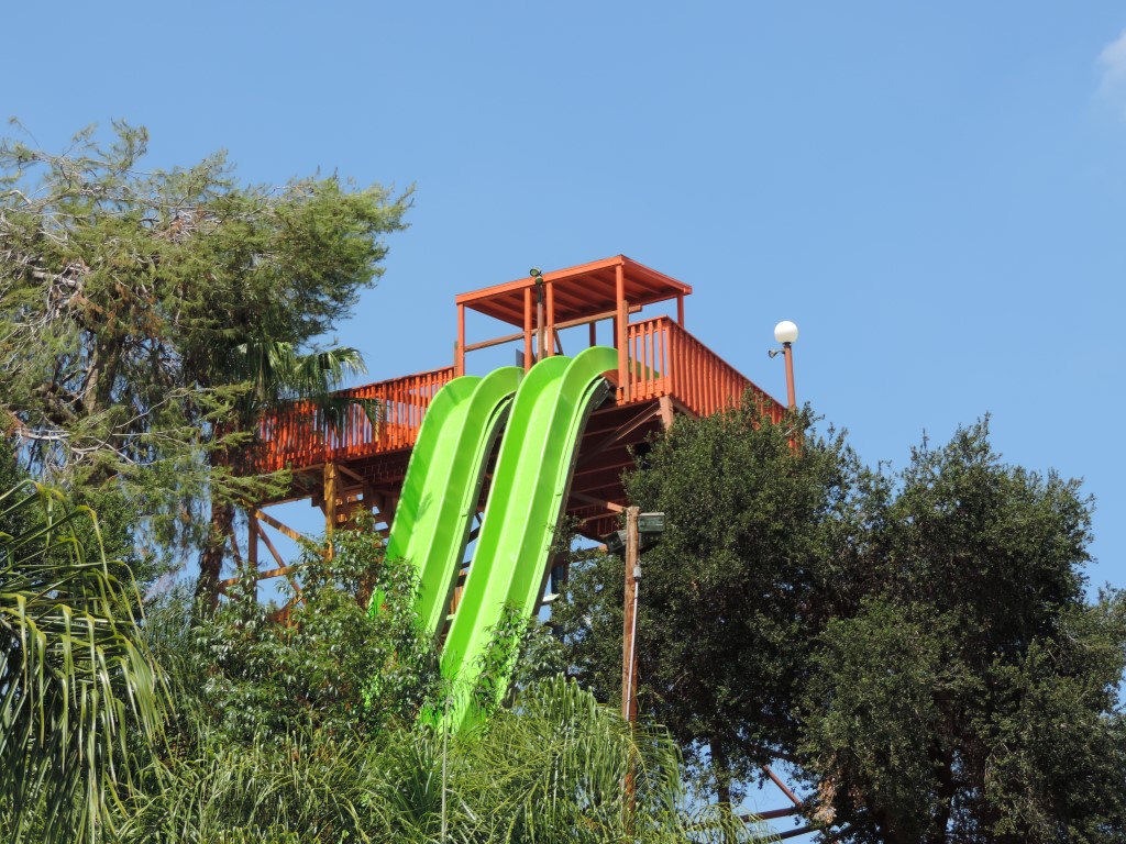 Raging Waters Los Angeles - Coaster Kings
