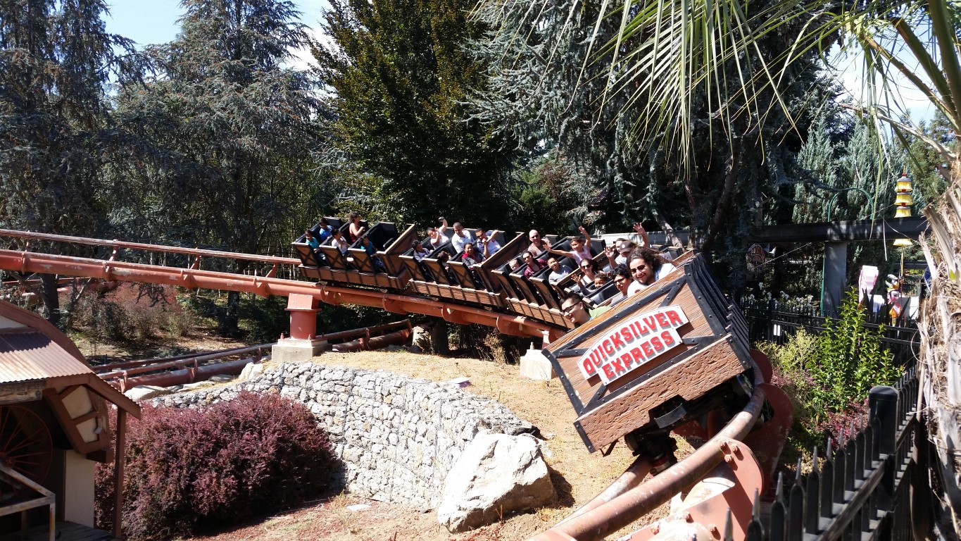 Quicksilver Express Ride Review - Coaster Kings