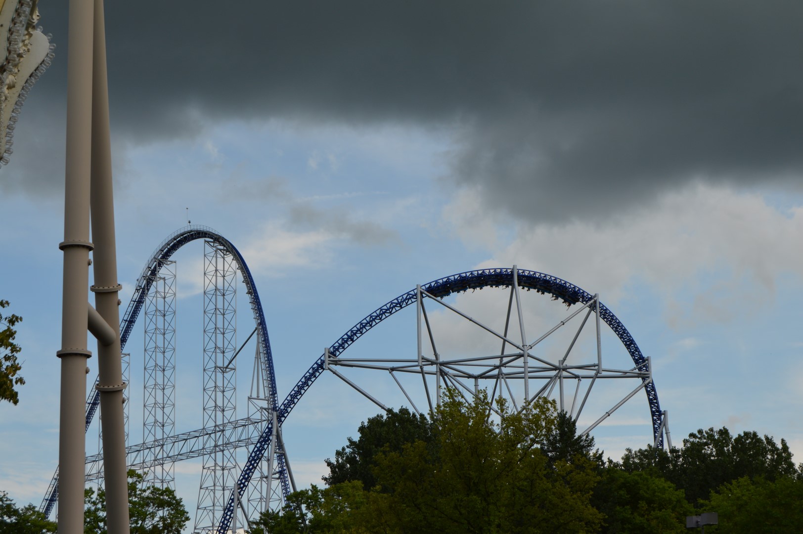 Raphael's Cedar Point Adventure! - Coaster Kings