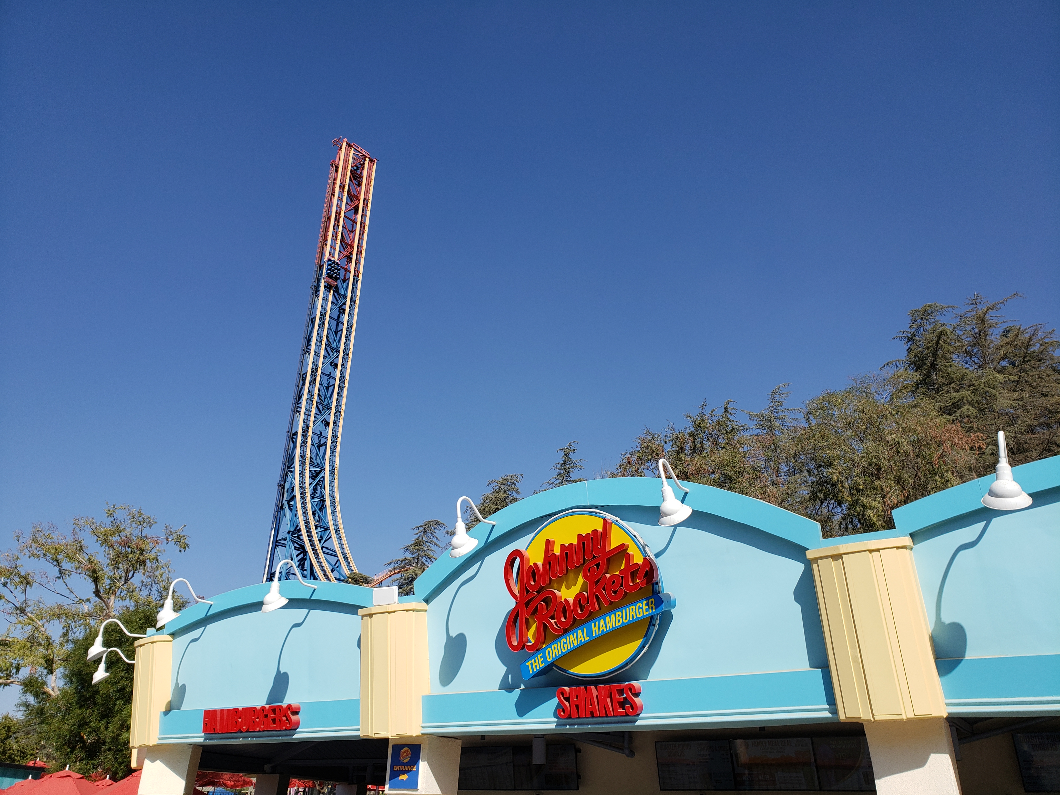 Six Flags Magic Mountain Update - October 9th 2018 - Coaster Kings