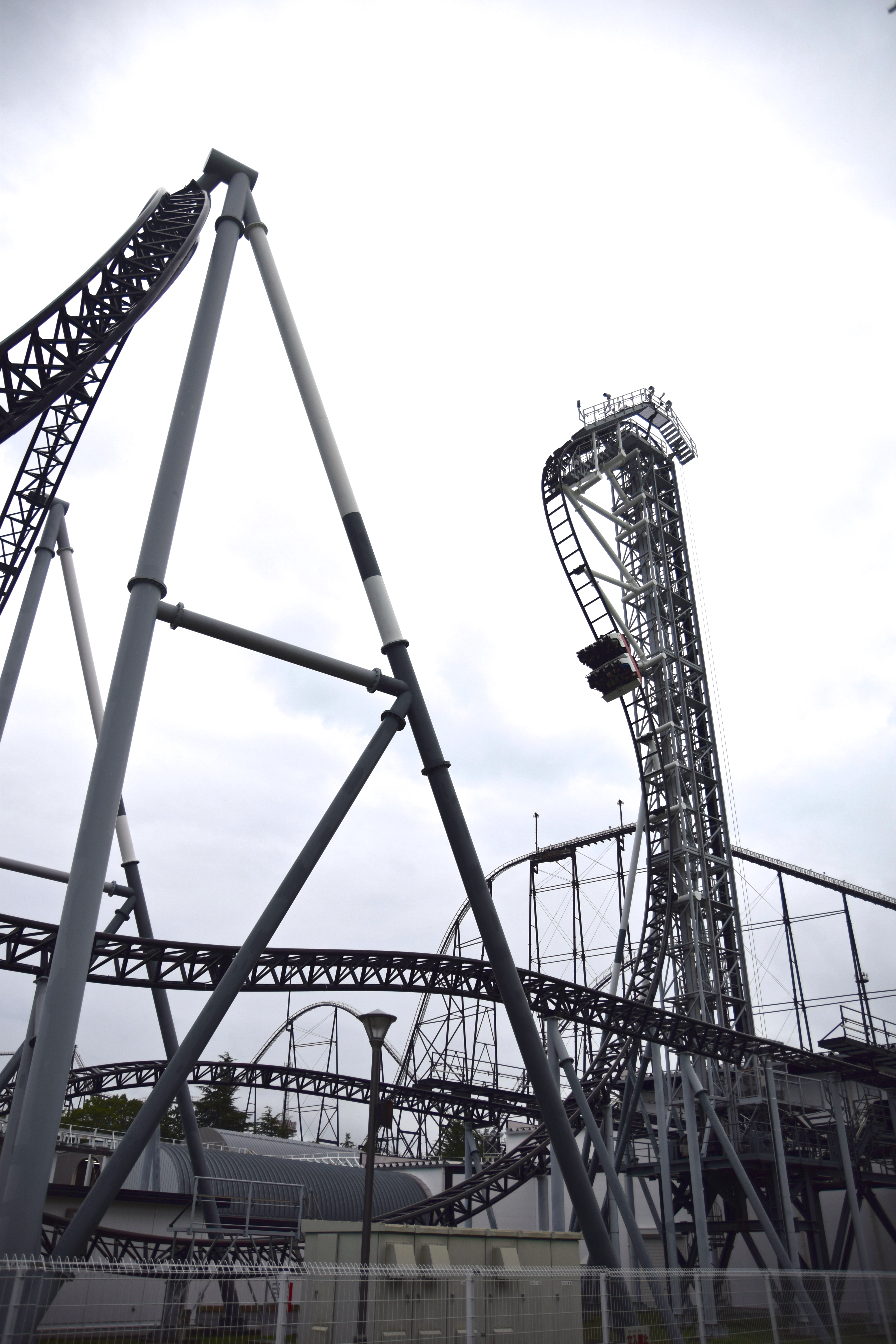 Fuji-Q Highland: The Six Flags Magic Mountain of Japan - Coaster Kings