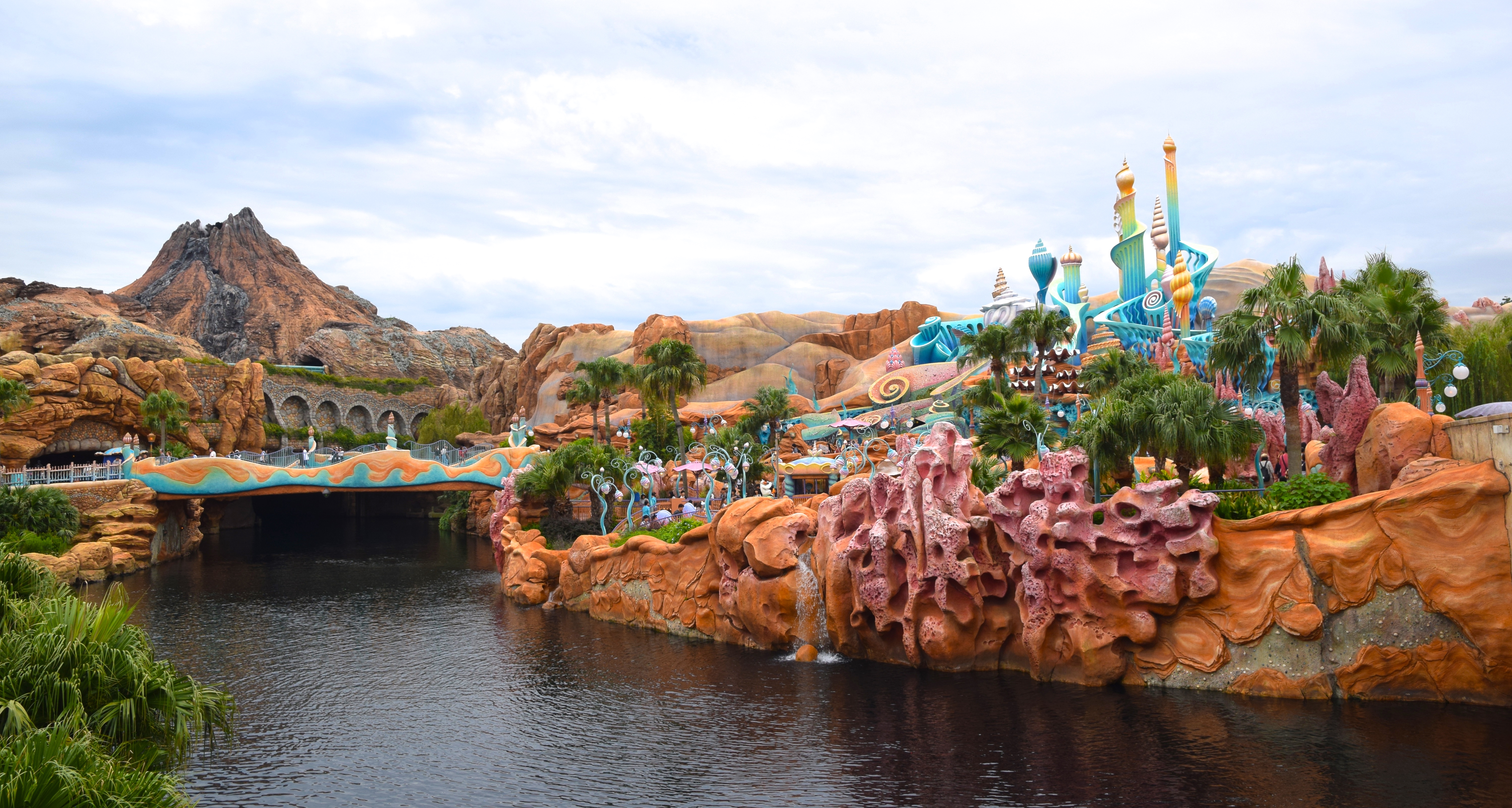 The 7 Ports of Tokyo DisneySea - Page 2 of 2 - Coaster Kings