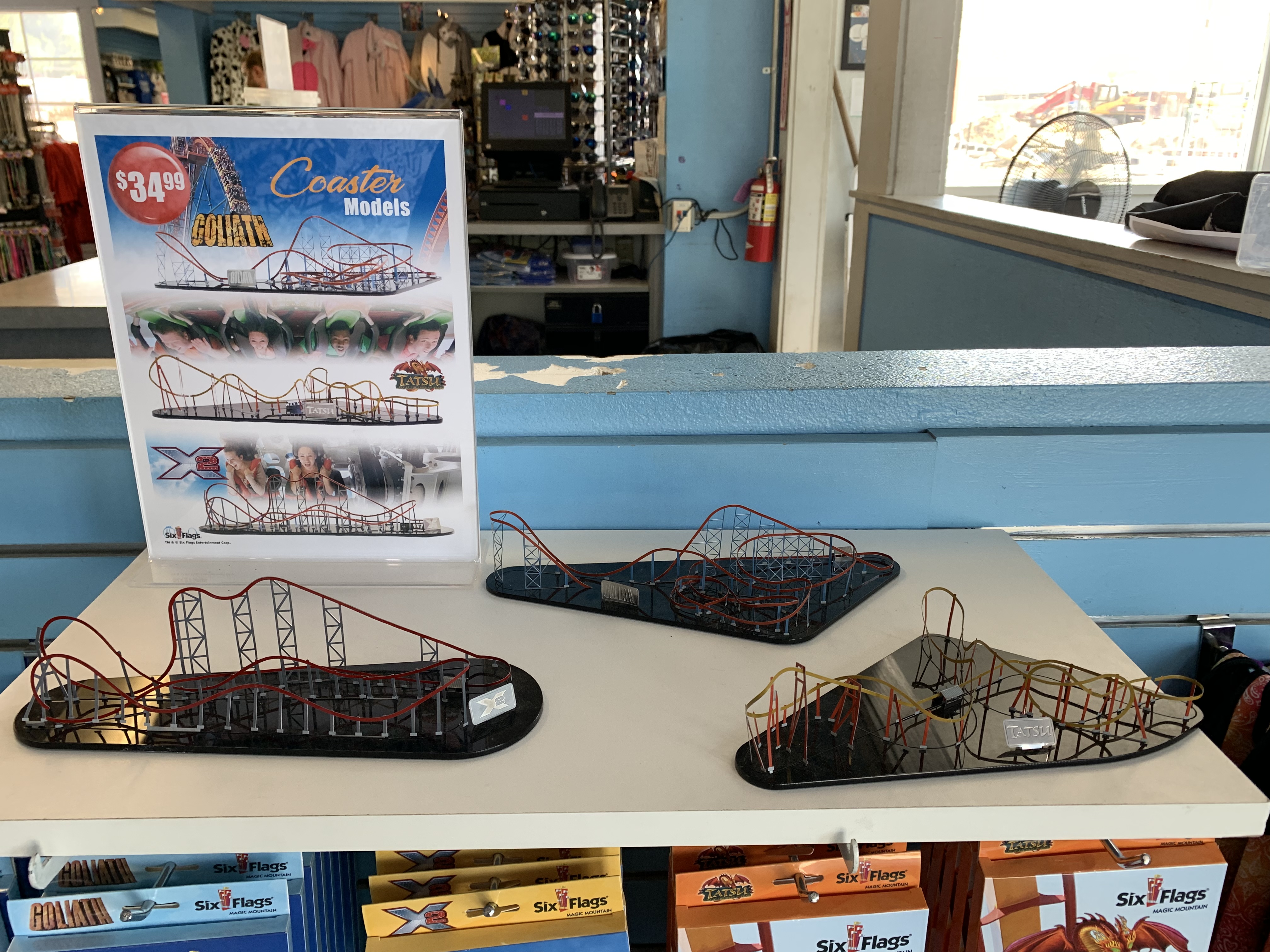 Six Flags Magic Mountain Park Update - April 27th, 2019 - Coaster Kings