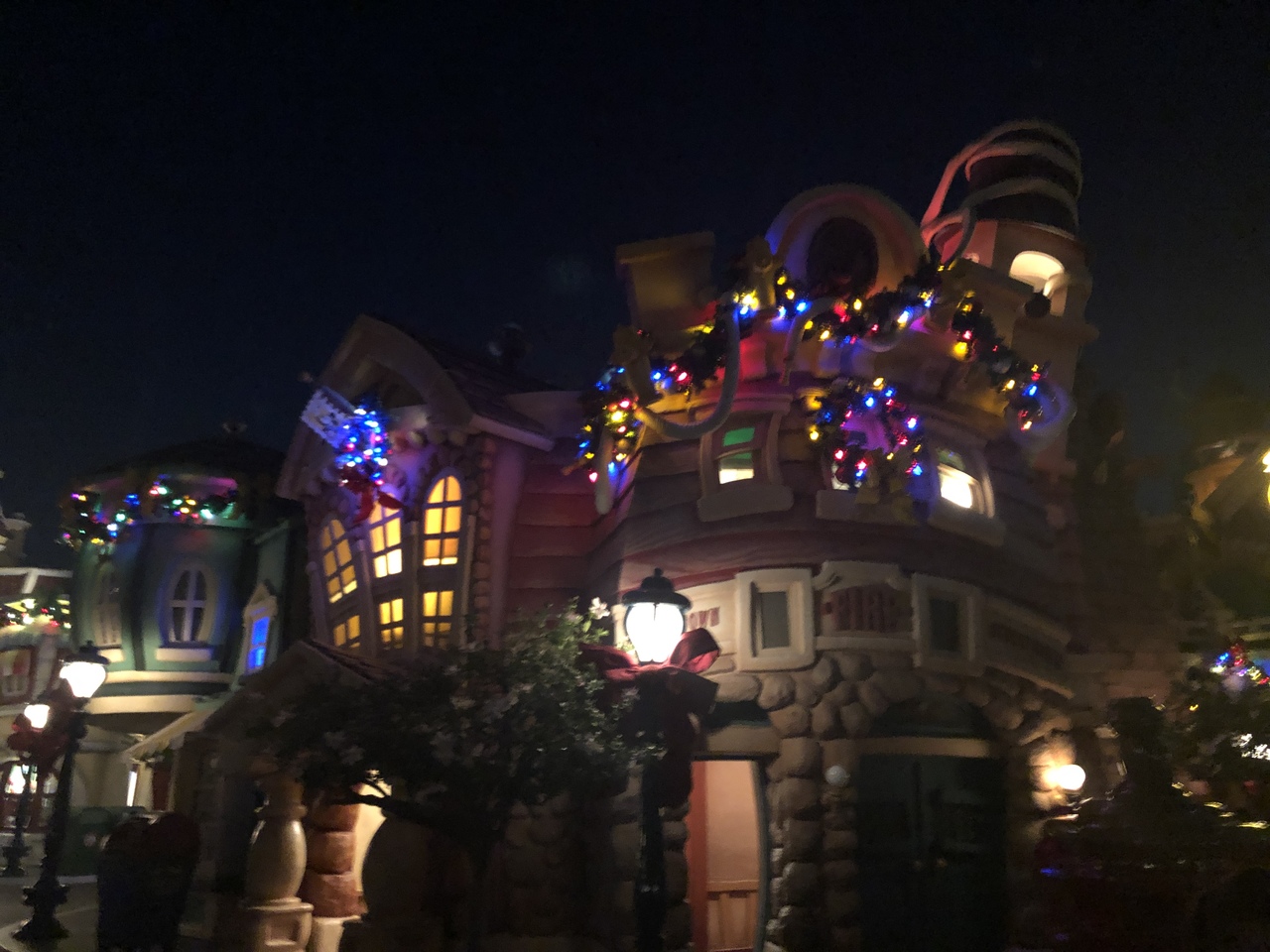 Christmas at Disneyland! - December 1st, 2019 - Coaster Kings