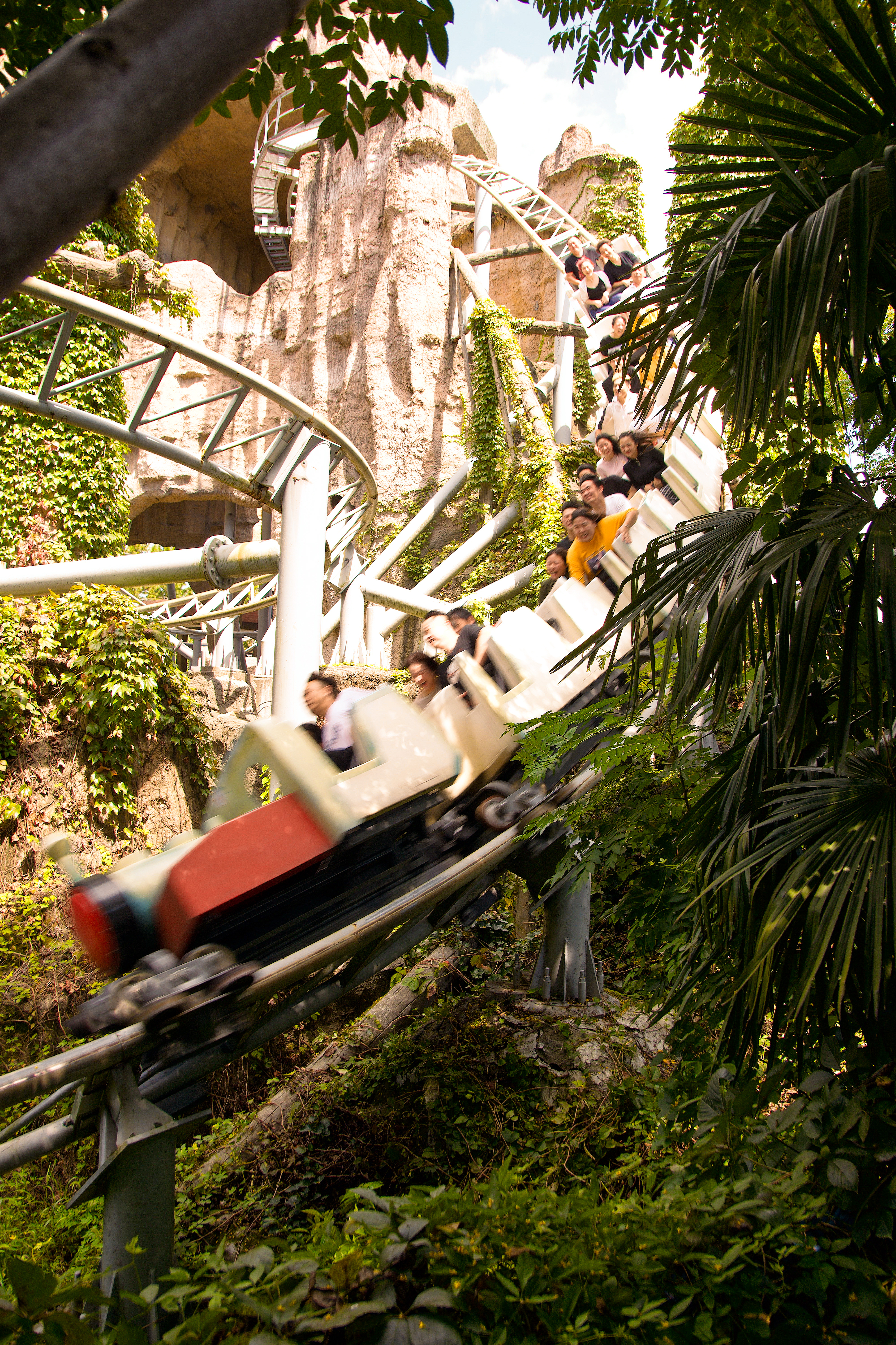 Happy Valley Shanghai - 2019 Trip Report - Coaster Kings