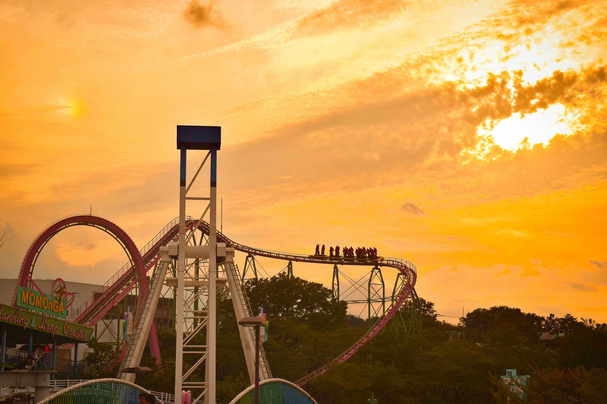 10 Weirdest Theme Parks in the World - Coaster Kings