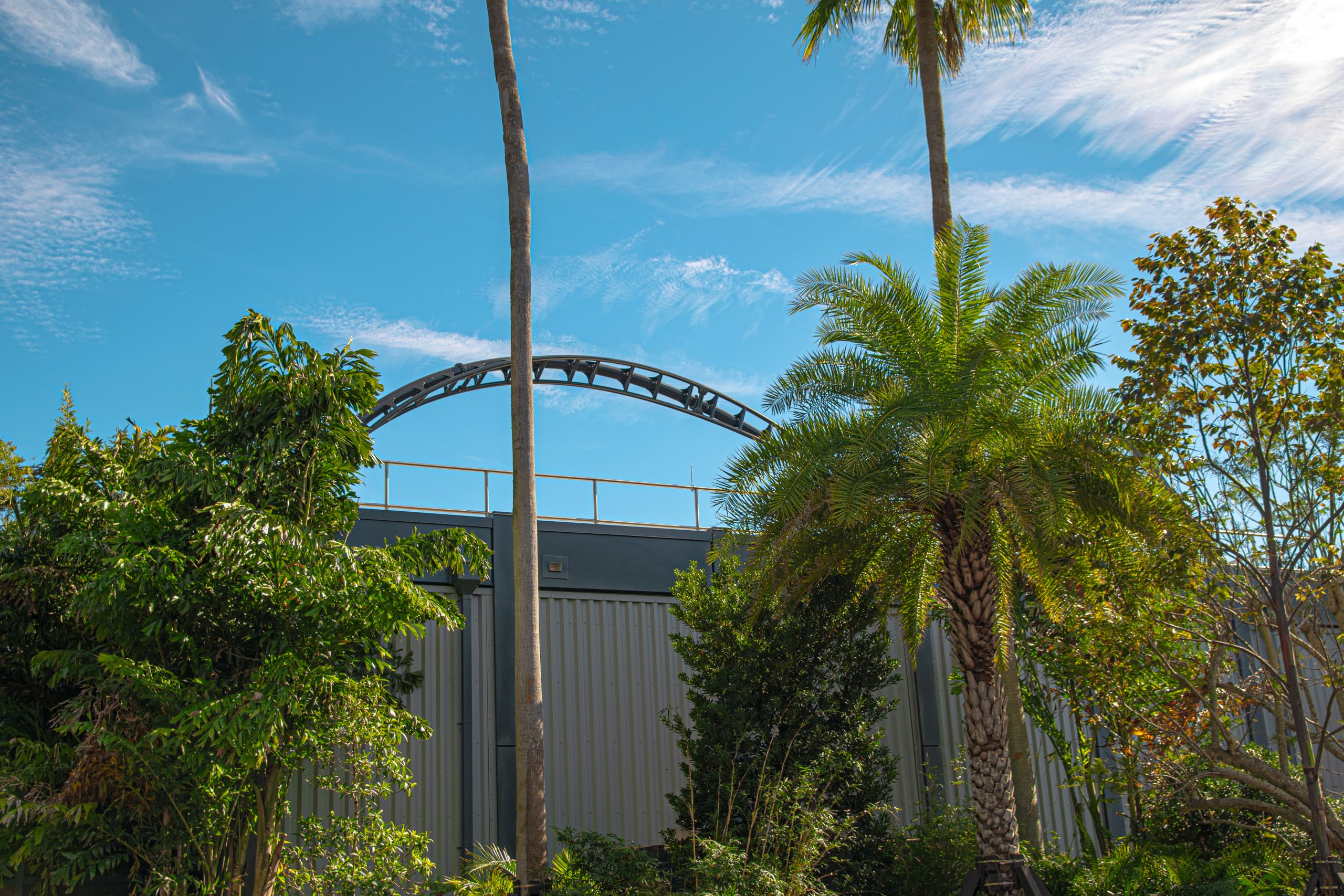 Jurassic World: VelociCoaster Update and Testing Footage - Early ...