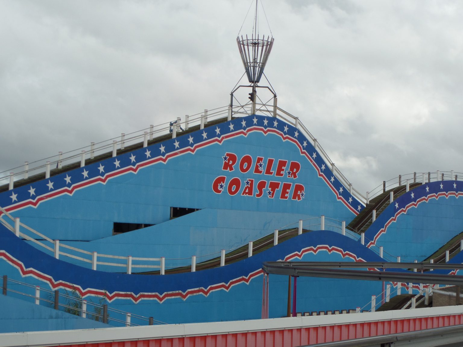 A Look at the Oldest Rollercoasters in Europe - Coaster Kings