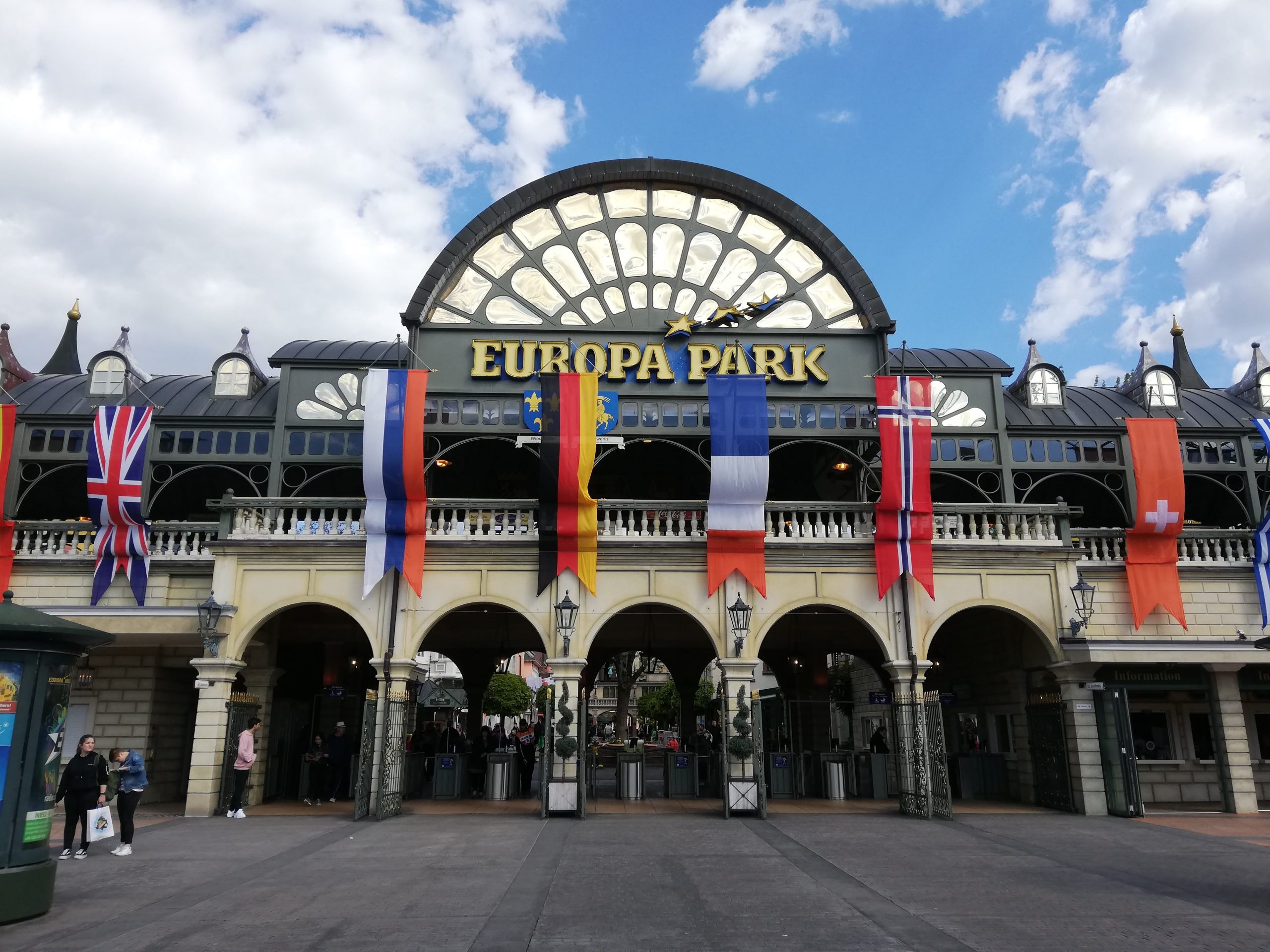 Our Favourite European Theme Park Food - Part Two - Coaster Kings