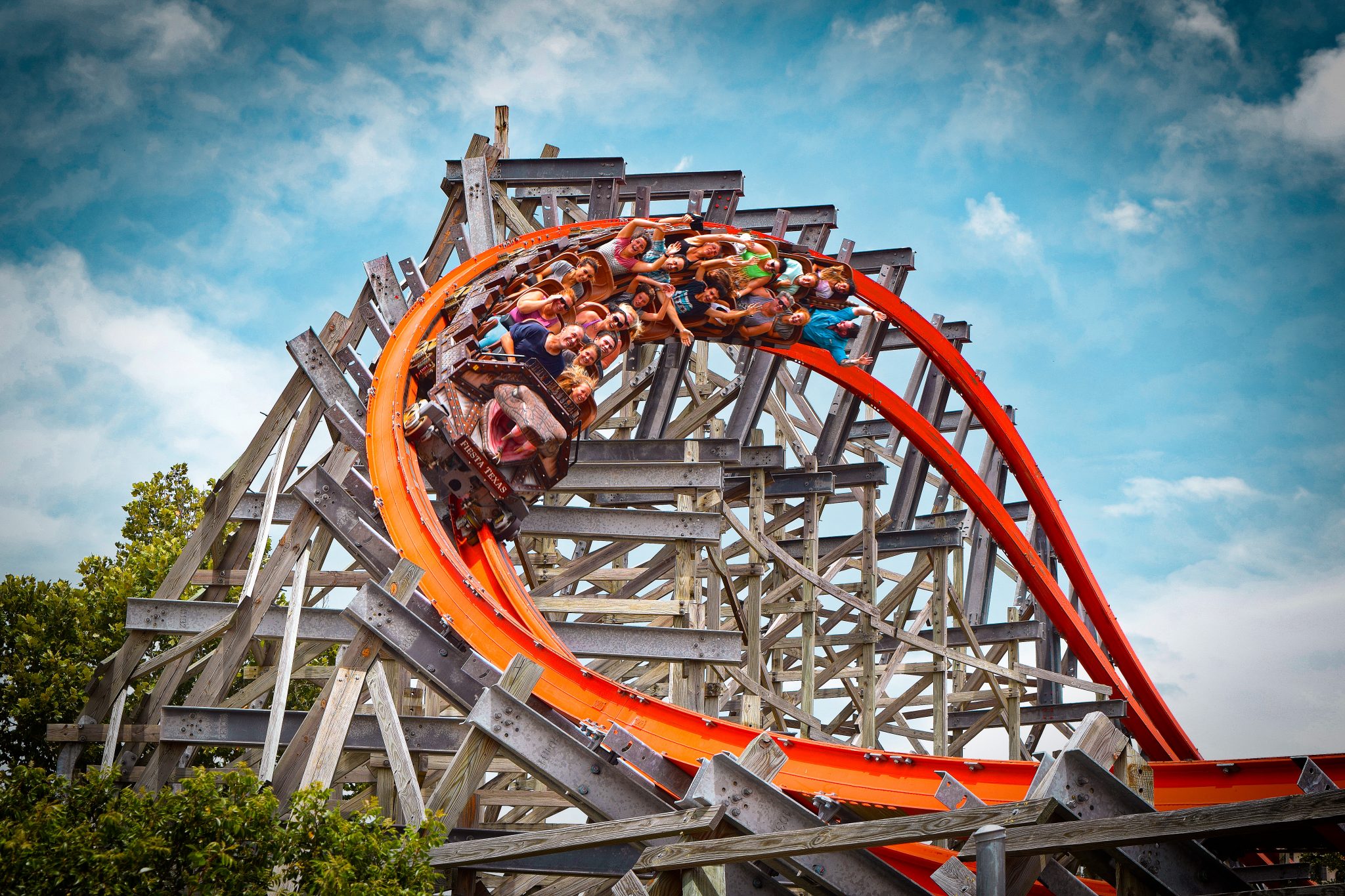 Six Flags Parks – Ranked - Coaster Kings