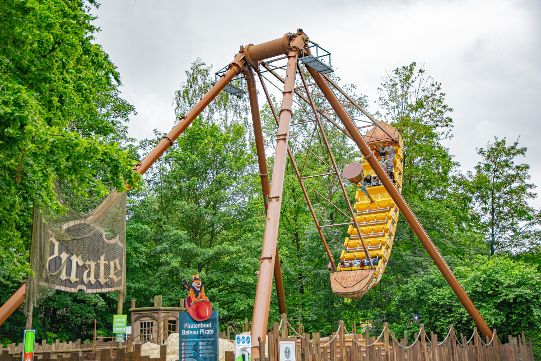 Bellewaerde: Belgium’s Oldest Park - Coaster Kings