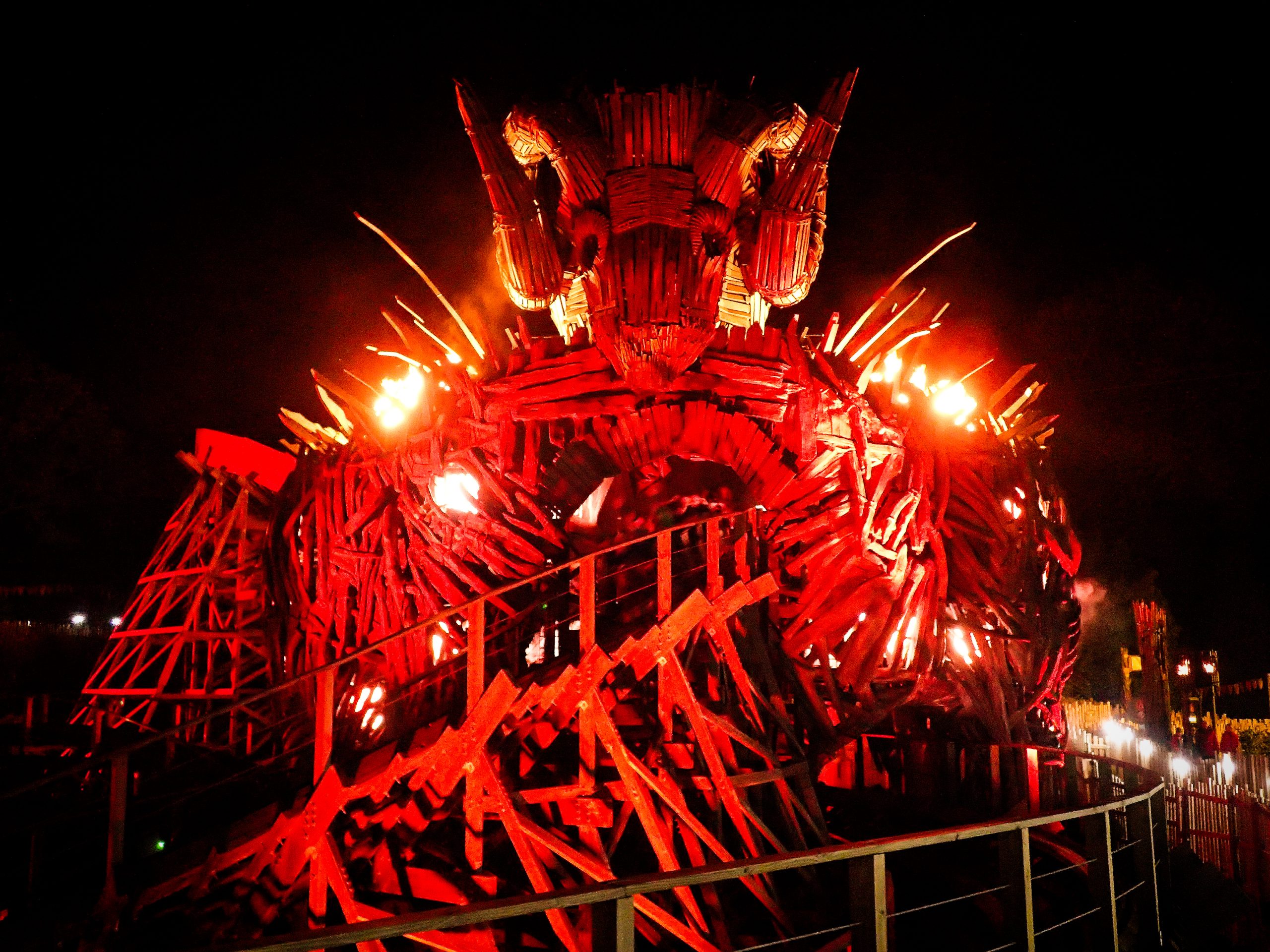 The Ten Best Parks for Night Rides - Coaster Kings