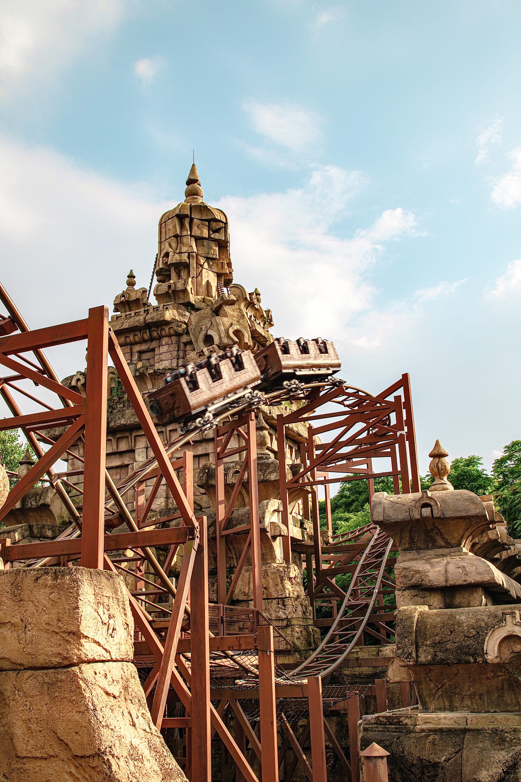 In Defense of Indiana Jones et le Temple du Péril - Coaster Kings